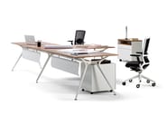 ARKITEK | Multiple office desk By ACTIU design Marcelo Alegre