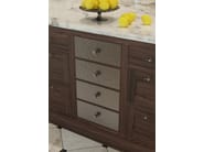 BETH English style kitchen with island By Martini Interiors