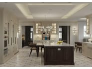 BETH English style kitchen with island By Martini Interiors