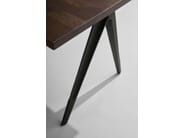 COMPASS | Writing desk with drawers By District Eight