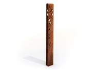 CROSSED Steel bollard post By LAB23 | design Stéphane Chapelet