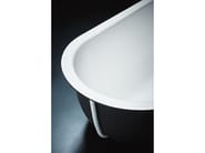 Freestanding oval Solid Surface bathtub CUNA By Agape design Patricia ...