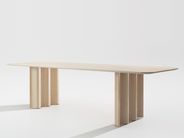 CURTAIN Solid wood dining table By ZEITRAUM | design Läufer + Keichel