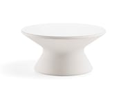 FADE Round polyethylene coffee table By Plust | design Marco Gregori