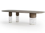 LOIC | Oval table Oval wooden dining table By Capital Collection | design BOATTOMARTINOstudio