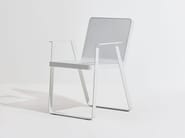 MAKEMAKE Aluminium garden chair with armrests By Terraforma | design ...