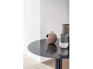 MILLER Round marble table By Meridiani | design Andrea Parisio