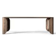 QUARTAM Rectangular solid wood dining table By Mozea