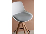 NOOM | Stool with integrated cushion Noom Collection By ACTIU design ...