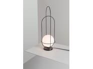 ORBIT | Lampada da tavolo Collezione Orbit By ANDlight design Lukas Peet