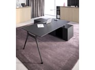 P016 | Executive desk Executive desk By ESTEL GROUP