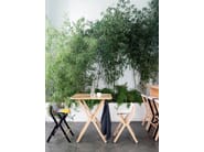 RIS | High stool By DVELAS design Enrique Kahle