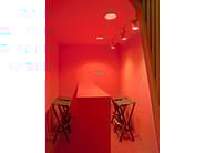 2ND RIS Taburete By DVELAS