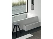 ALTEREGO Vasca da bagno in Corian con doccia integrata By Rexa