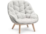 SANDUA | Garden armchair with armrests By MANUTTI design Robin Hapelt