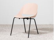 SLL18 | Chair By Bulo design Léon Stynen