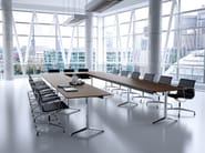 TALK Wooden meeting table By RENZ | design Jehs+Laub