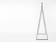 TRIANGLE | Coat stand By PIKKA design RAKETA - Katjusa Kranjc & Rok Kuhar