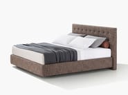 ARCA 床 By Poliform