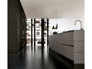 SKILL Double-sided floor-ceiling mounted eucalyptus bookcase By ...