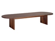 ASHIDA | Oval table Oval solid wood table By E15