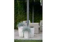 Concrete garden vase / vase HK By betton design Bronislav Javora