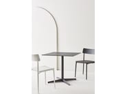 Tavolo quadrato in HPL con base a 4 razze SAMU | Tavolo quadrato By ...