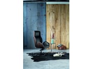 SUONI EXECUTIVE Executive office armchair with rosewood outer shell By ...