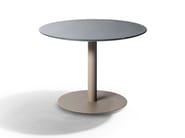 T-TABLE | 桌子 By TRIBÙ