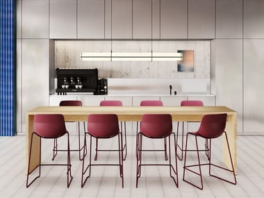 2000 Rectangular High meeting table By Brunner | design Brunner Design Team