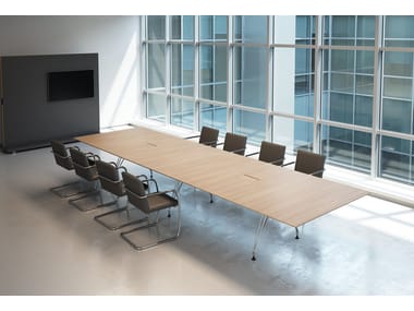 A1 MEETING Rectangular meeting table By BK Contract