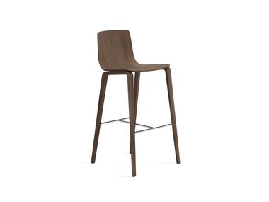 AAVA 02 High barstool with wood legs By Arper | design Antti Kotilainen
