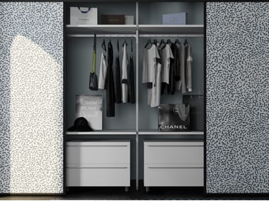 ALIANTE SYSTEM Custom HPL walk-in wardrobe By De Rosso