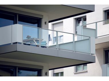 MODULAR LAMIERA Aluminium parapet By ALUVETRO