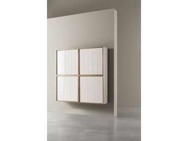 AMADEUS Wall cabinet with door By Meridiani | design Andrea Parisio