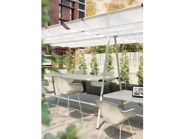 AMAi Height-adjustable rectangular table By Extremis