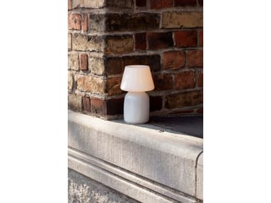 APOLLO PORTABLE LAMP Table lamp By Hay | design STUDIO 0405