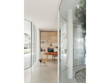ARC Curved glass and aluminium sliding window By Sky-Frame