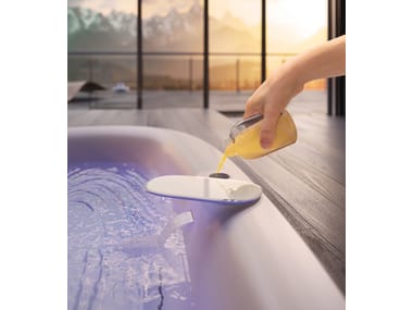 ARGA® | Built-in bathtub Arga® Collection By Jacuzzi® design Whynot Design