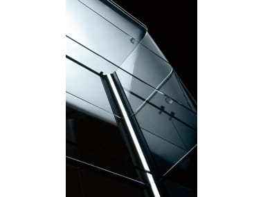 AURA Display cabinet By Fiam Italia | design Patrick Jouin