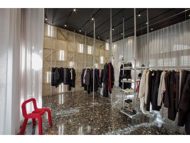 AUTOPOLE Modular retail display unit By ALU