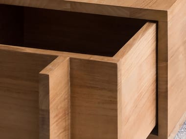 MAPP Coffee table By Air Division