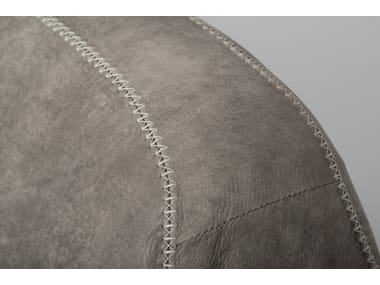 Leather bed BARUFFA By Mantellassi 1926