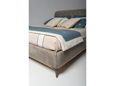 Leather bed BARUFFA By Mantellassi 1926