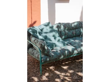 ELEPHANT Divano da giardino By BAXTER | design Paola Navone