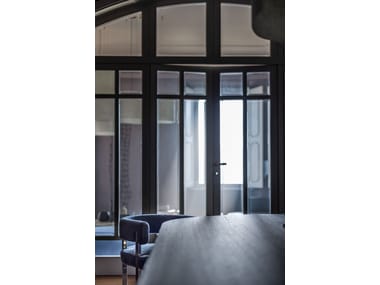 GRACE Table By BAXTER | design Christophe Delcourt