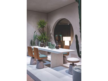 JUDD Table By BAXTER