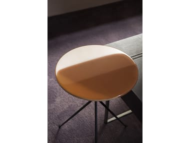 LIQUID Coffee table By BAXTER | design Draga & Aurel