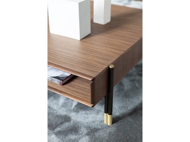 BAYUS | Coffee table By Porada design Gabriele & Oscar Buratti