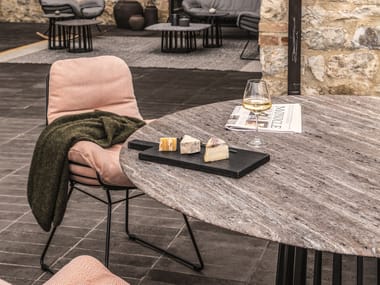 BC 07 BASKET OUTDOOR | Round table By JANUA design Hoffmann Kahleyss